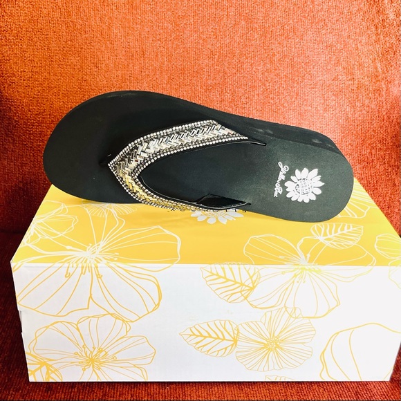 Yellow Box | Shoes | Yellow Box Flip Flops Skyllah Crystals Color Clear ...